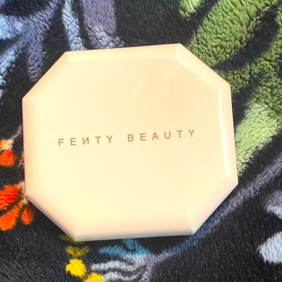 Fenty Beauty | Makeup | Fenty Beauty Pro Filtr Soft Matte Powder ...